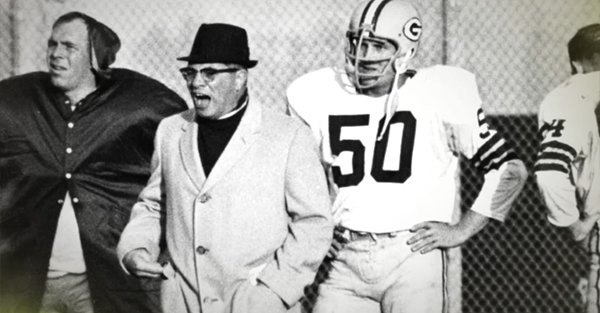 Former Packers center Bill Curry shares his most memorable Vince ...