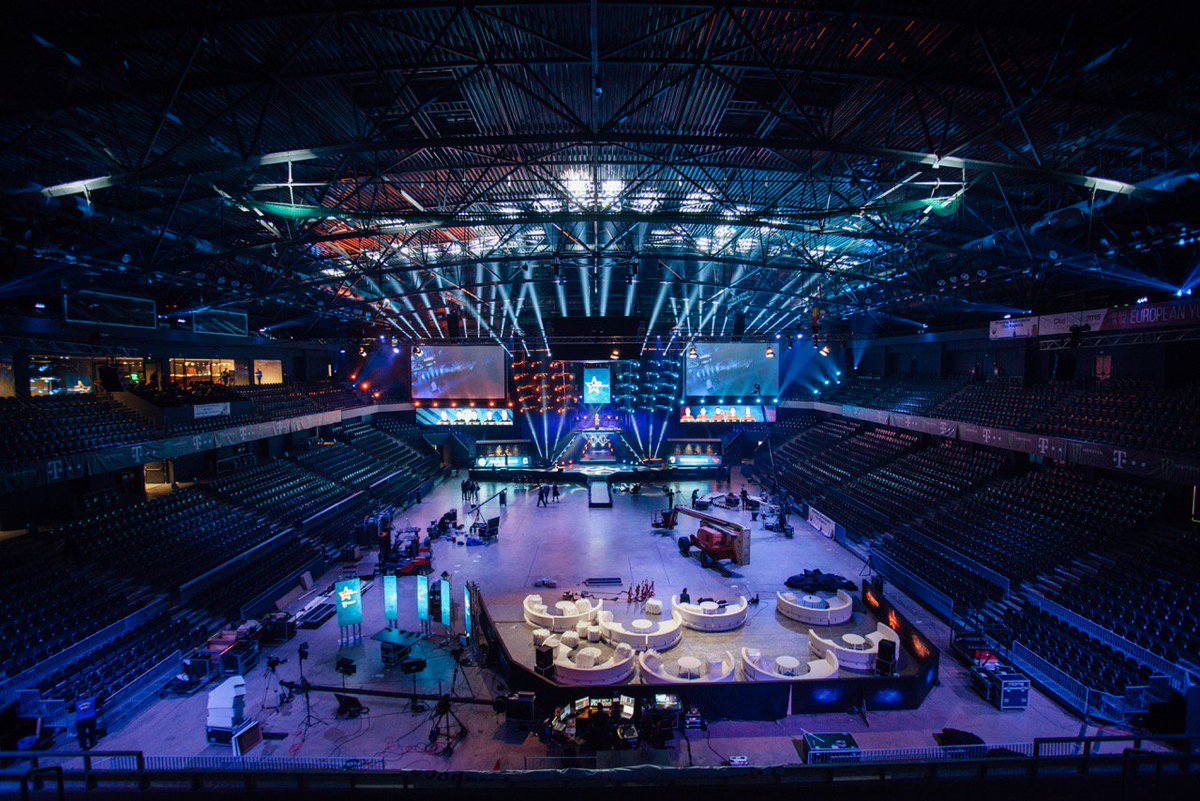 Dreamhack Arena Preview : r/GlobalOffensive