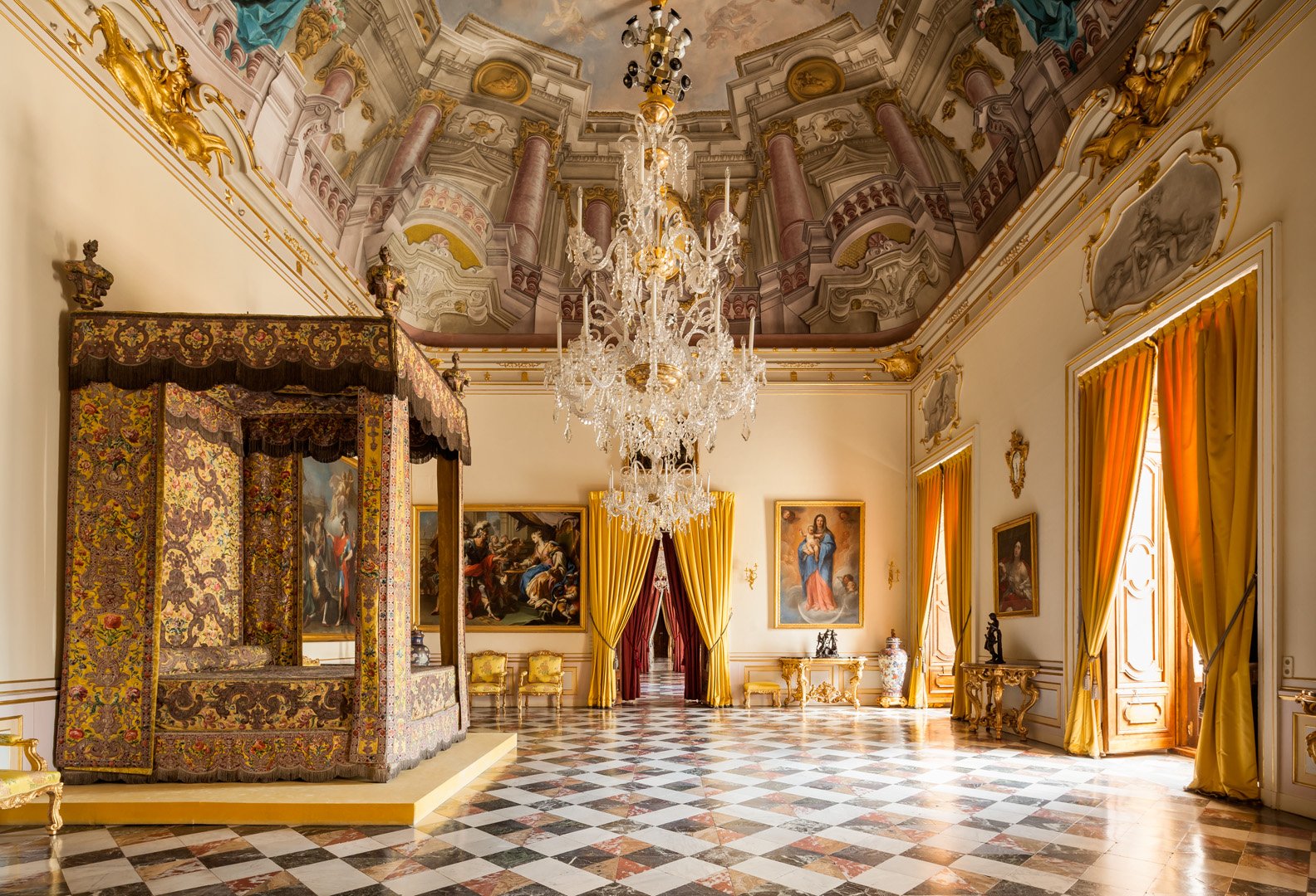 Palacio Real de La Granja de San Ildefonso Palacio Real de La Granja de San Ildefonso