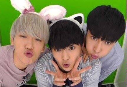 Xiumin And Lay
