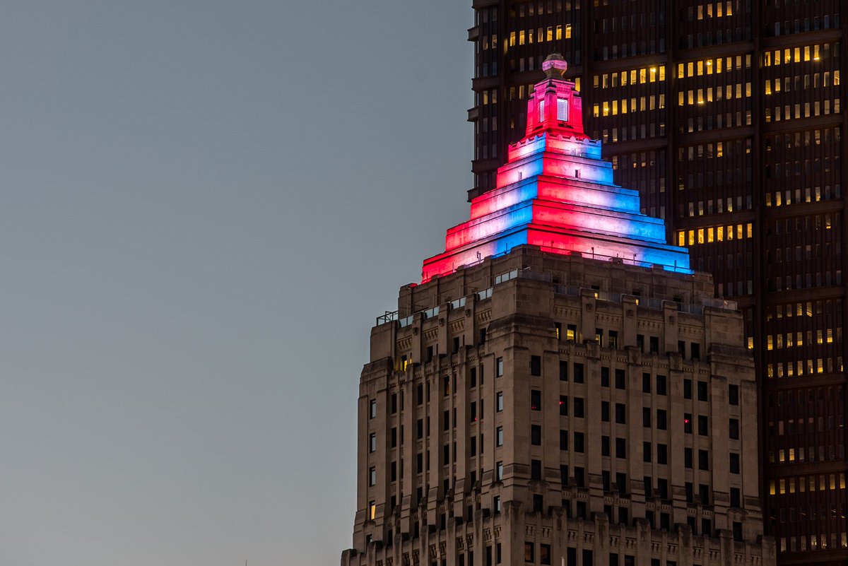 The gulf tower in #pittsburgh glows red, white and blue this morning in ...