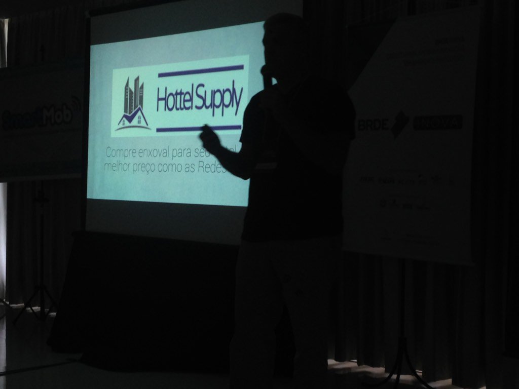 Raphael Azeredo (@rgazeredo) | Twitter