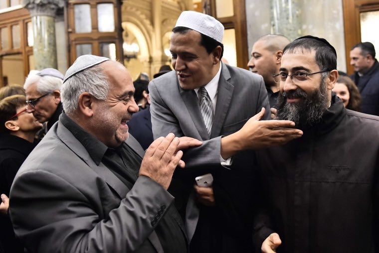 An Imam, a rabbi and a priest at Paris' Grand Synagogue prayer service ...