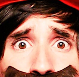 Luzu on Twitter: "En 10 minutos llega algo epico al canal 😂😂😂😂😂 https://t.co/6vrnNkJRVn"