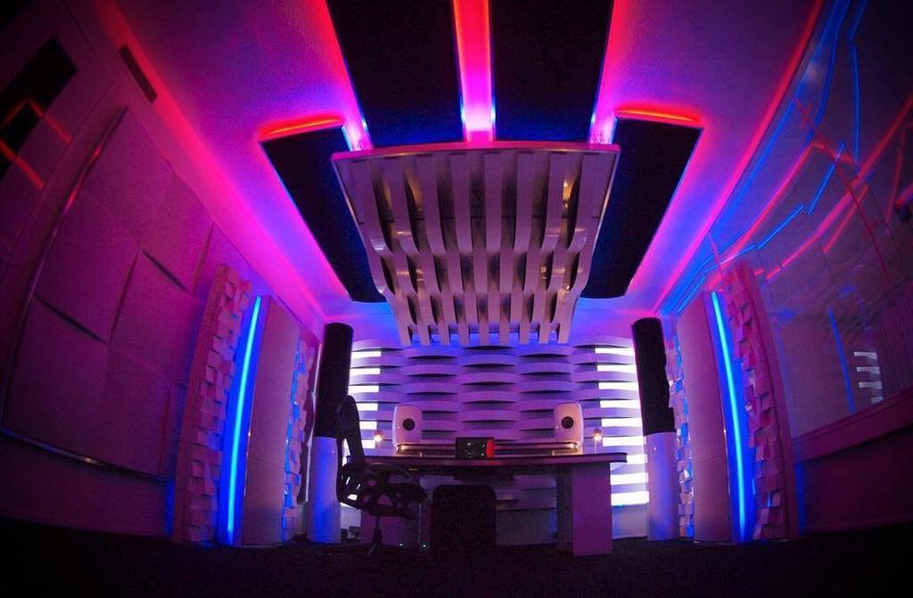 Martin Garrix Studio Setup