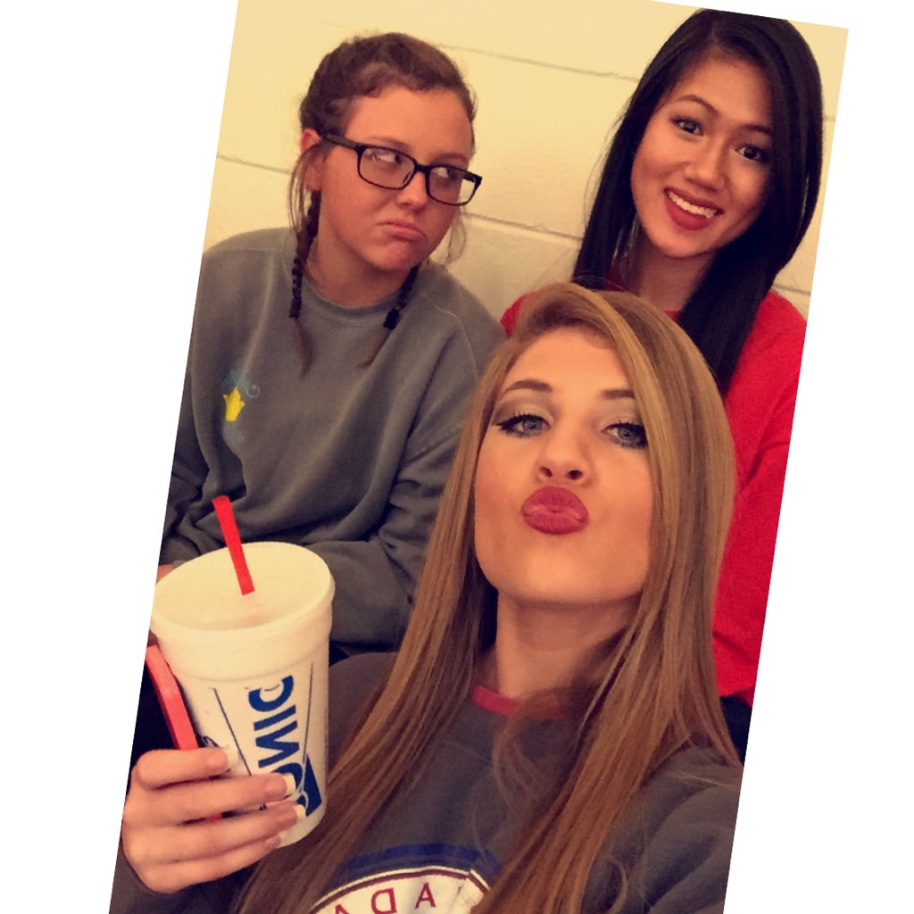 Kacey Carpenter's Instagram, Twitter & Facebook on IDCrawl