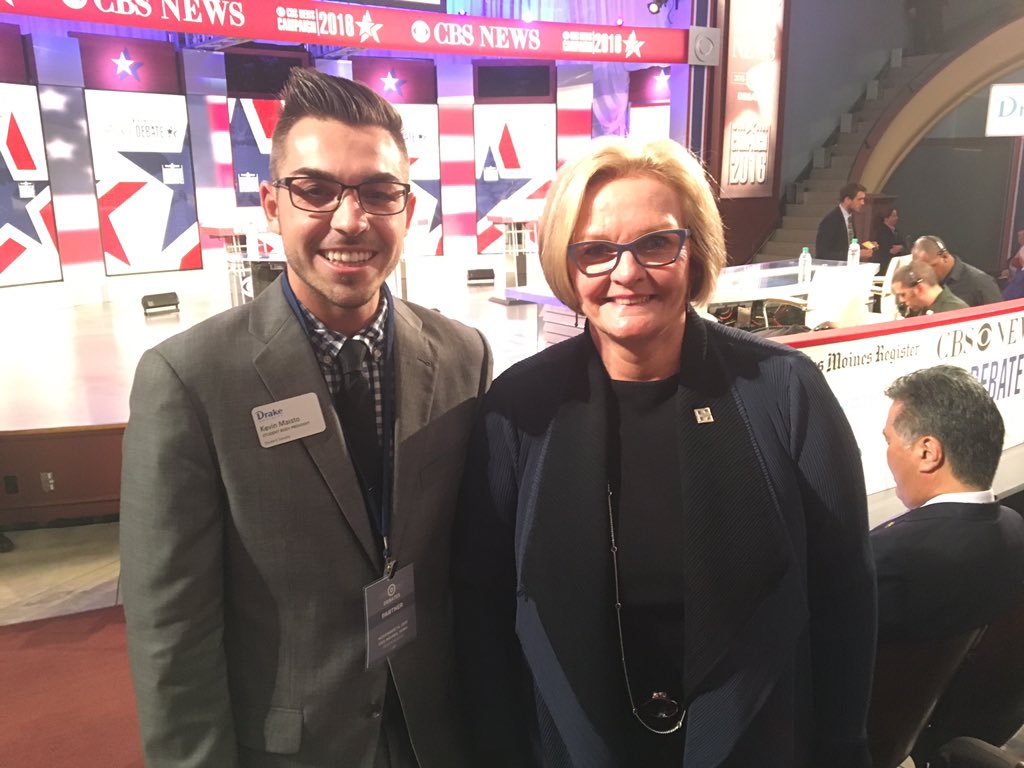 The Daily 202: A defensive Hillary Clinton lost last night’s debate ...