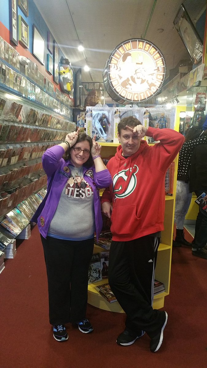 Which one is the Ant Salute? : r/tesdcares