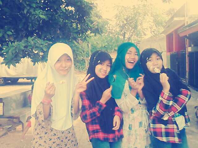 irene yuniar (@Iren_papcuap09) | Twitter