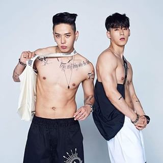 Kwon Twins Abs