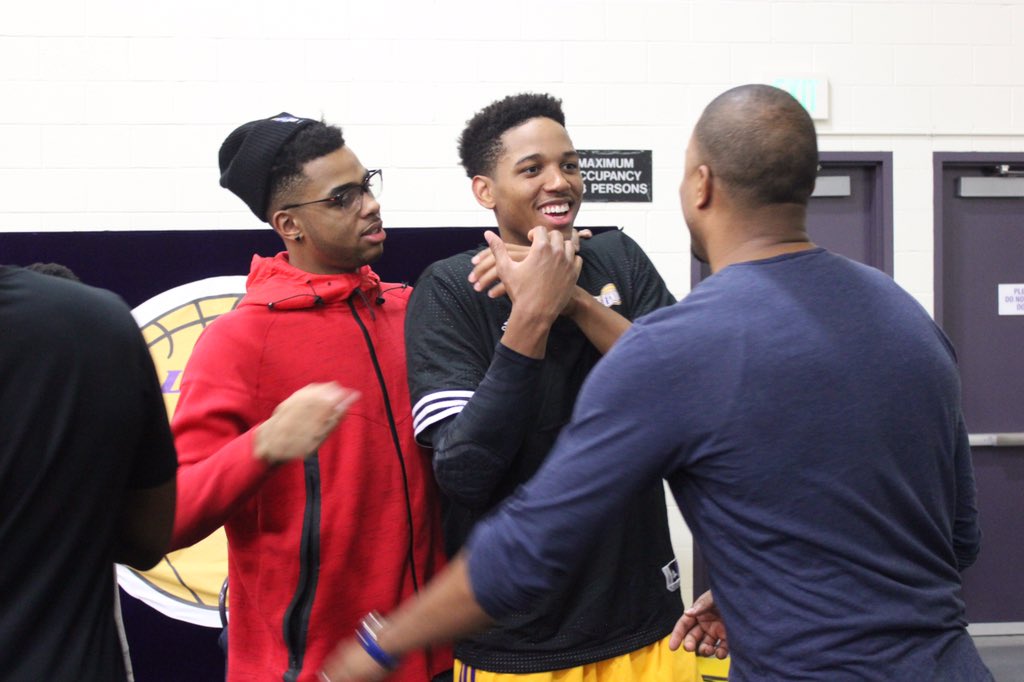 .@Dloading & assistant coach Thomas Scott are in the house to see ...