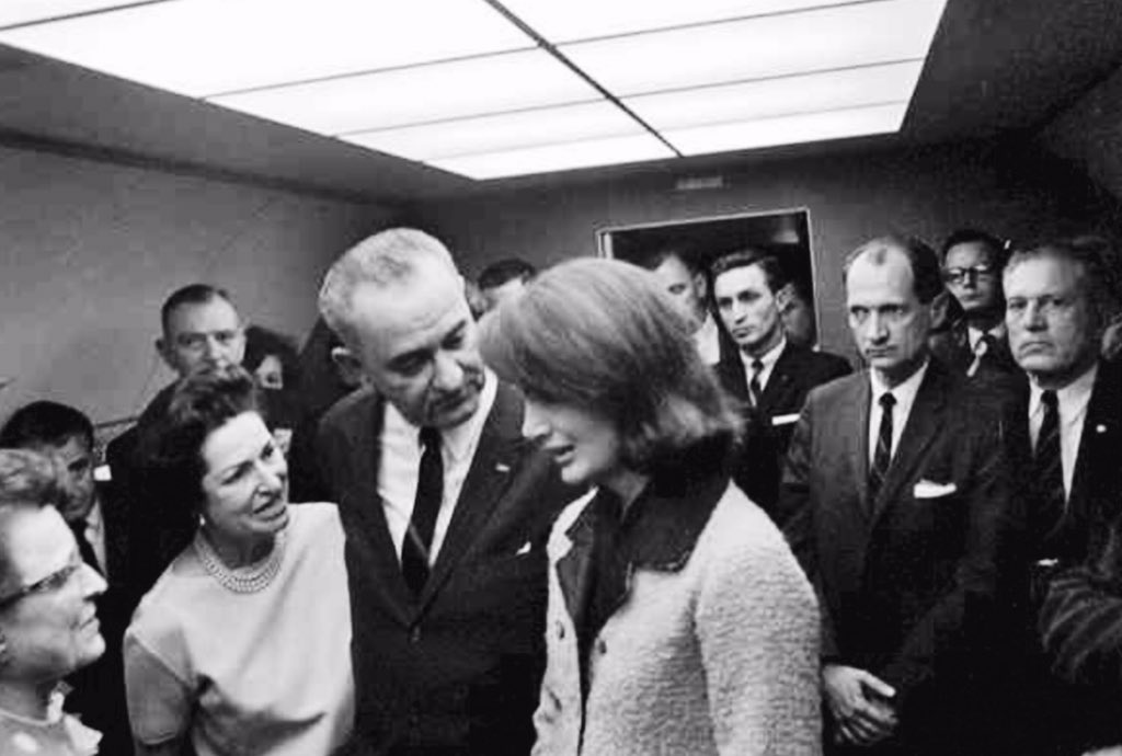 Jacqueline Kennedy: Jacqueline Kennedy attends Lyndon Johnson's ...