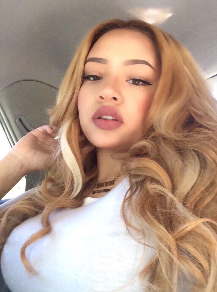 Stacey Hash's Instagram, Twitter & Facebook on IDCrawl