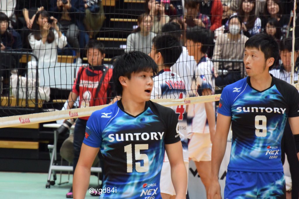 20151122/大田区総合体育館/サントリーvsFC東京 (2ページ目) - Togetter