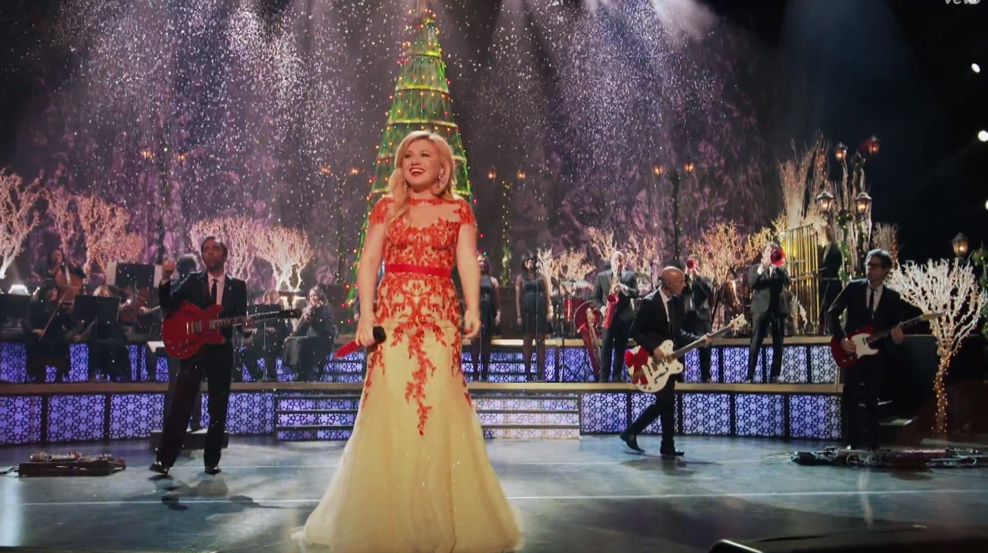 Kelly Clarkson Underneath The Tree Underneath The Tree By Kelly