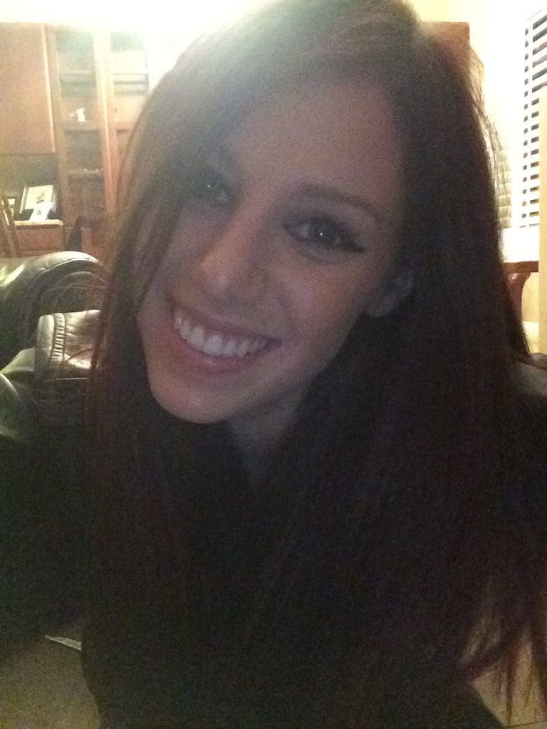 Avery on Twitter: "@RissyGirl144 GAHHH UR SO SWEET ILY"