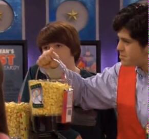 ITS OFFICIAL THE CUP O STUFF IS HERE! : r/DrakeAndJoshTwitter