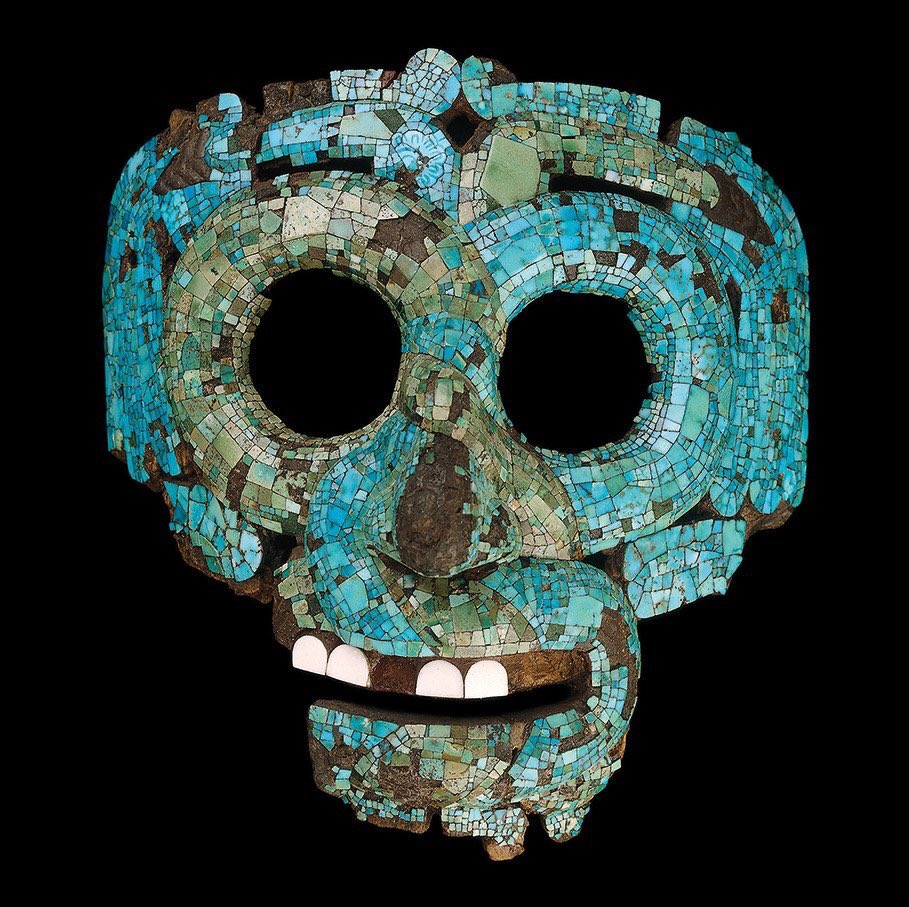 Mascara de turquesas y madera de l cultura mexica. Ubicada en el ...