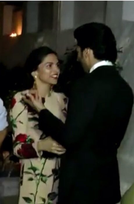 Aditya Roy Kapoor And Deepika Padukone