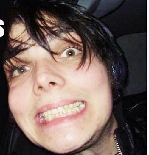 Gerard Way Smile