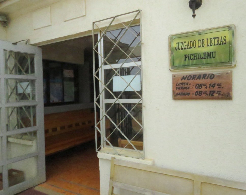 Juzgado de Letras y Garantia de Pichilemu, Valparaiso (+56 72 284 1085)