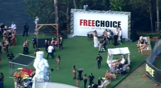 Guests arriving at Candyman’s Gold Coast mansion to attend lavish party ...