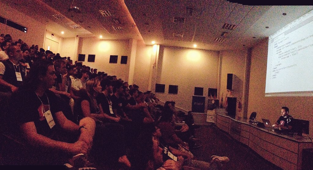 Raphael Azeredo (@rgazeredo) | Twitter