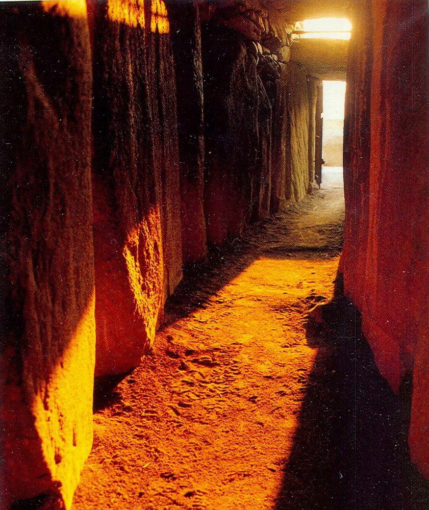 One sunrise every year, on the WinterSolstice, the sun enters 4800 year ...