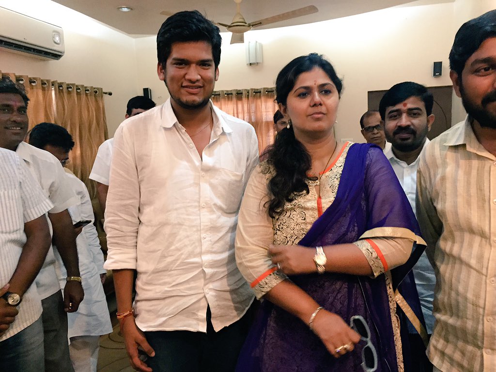 Pankaja Munde Husband