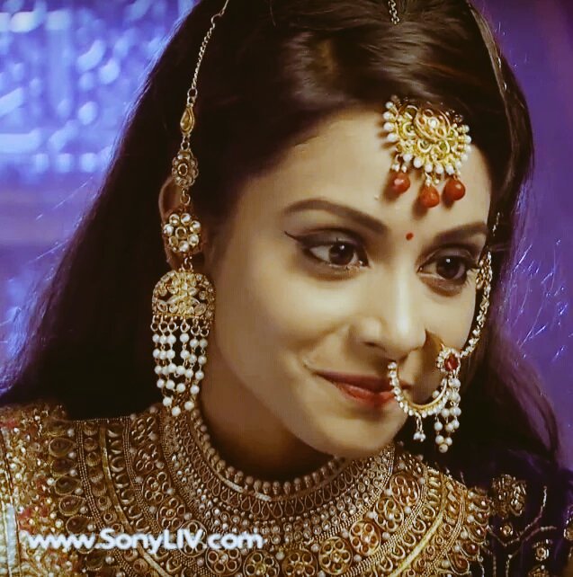 Rachana Parulkar As Ajabde