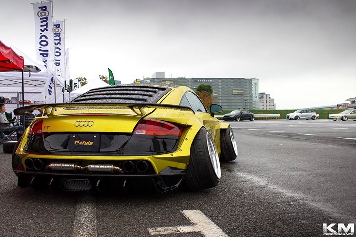 Audi Hellaflush