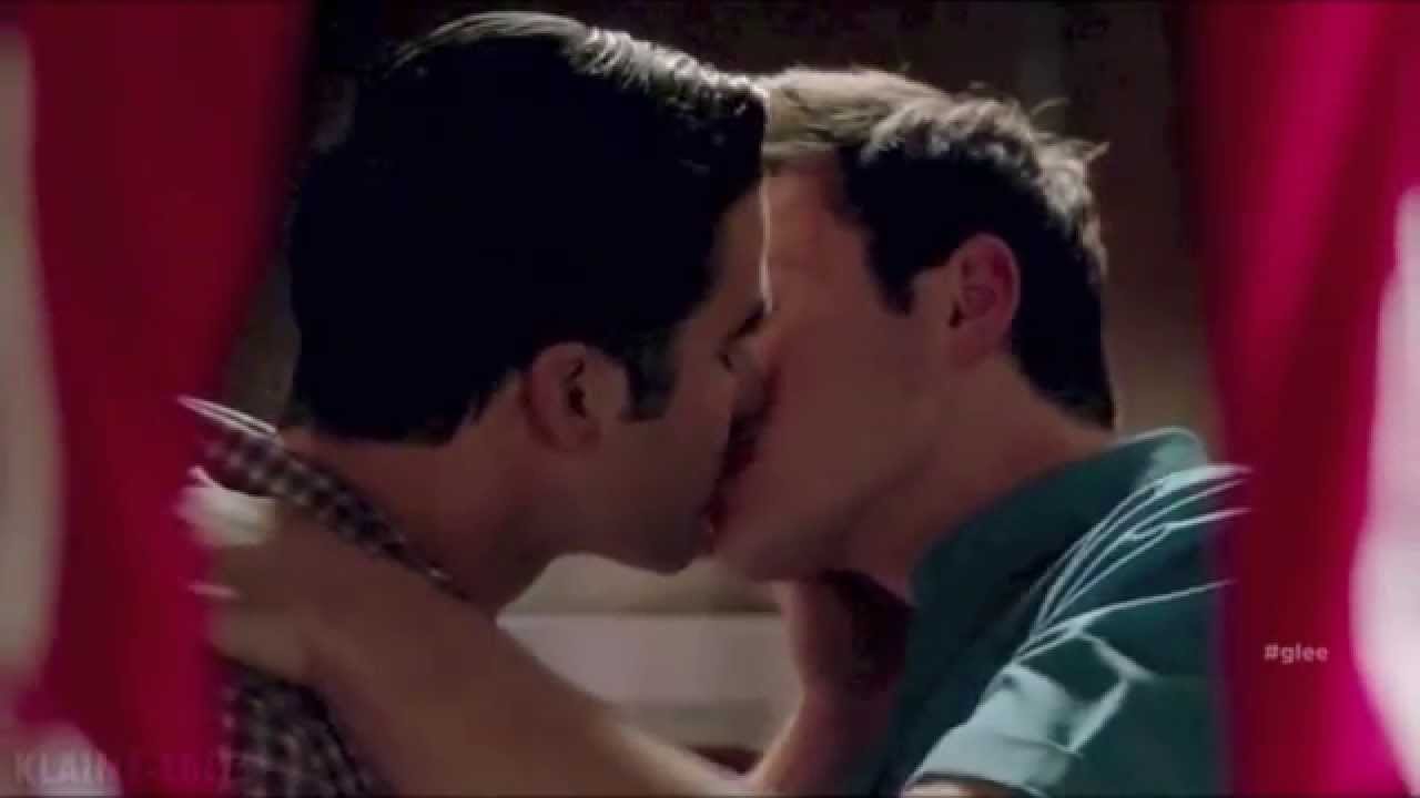 Glee Gay Kiss