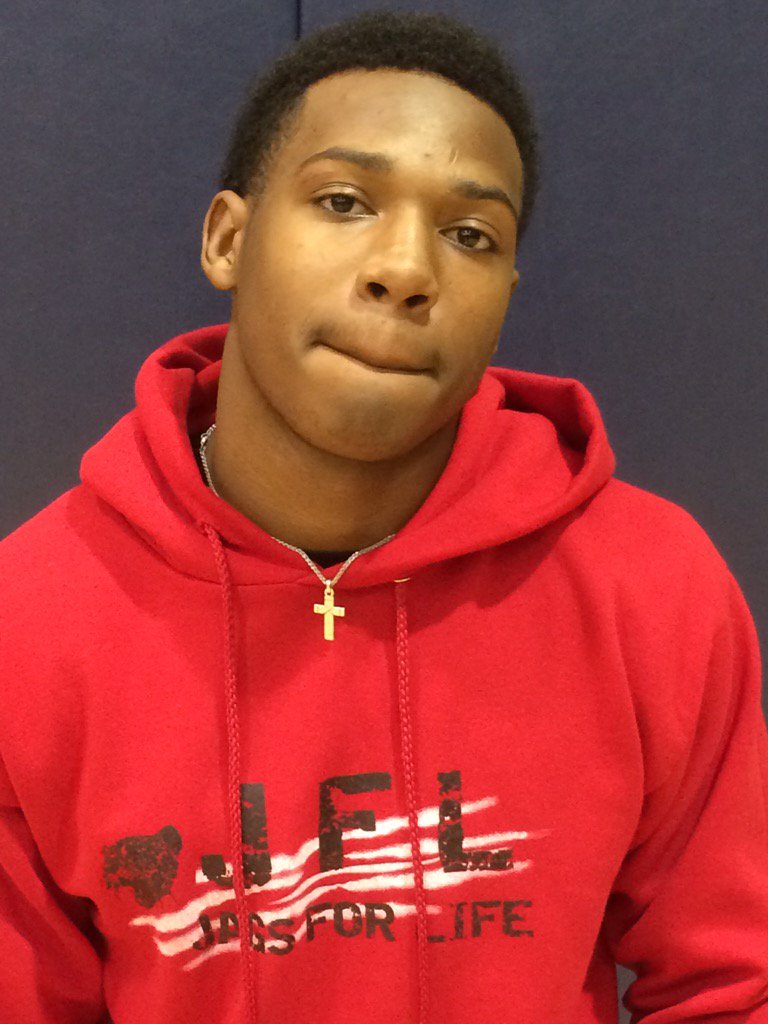 Chris Hawkins 6'2" 185 2017 DVD from Mesquite – Horn is a sure tackler ...