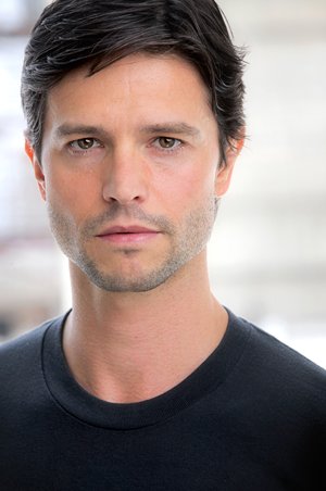 Jason Behr's Instagram, Twitter & Facebook on IDCrawl