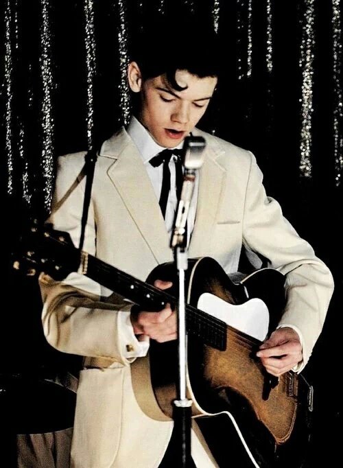 Thomas Sangster Mccartney