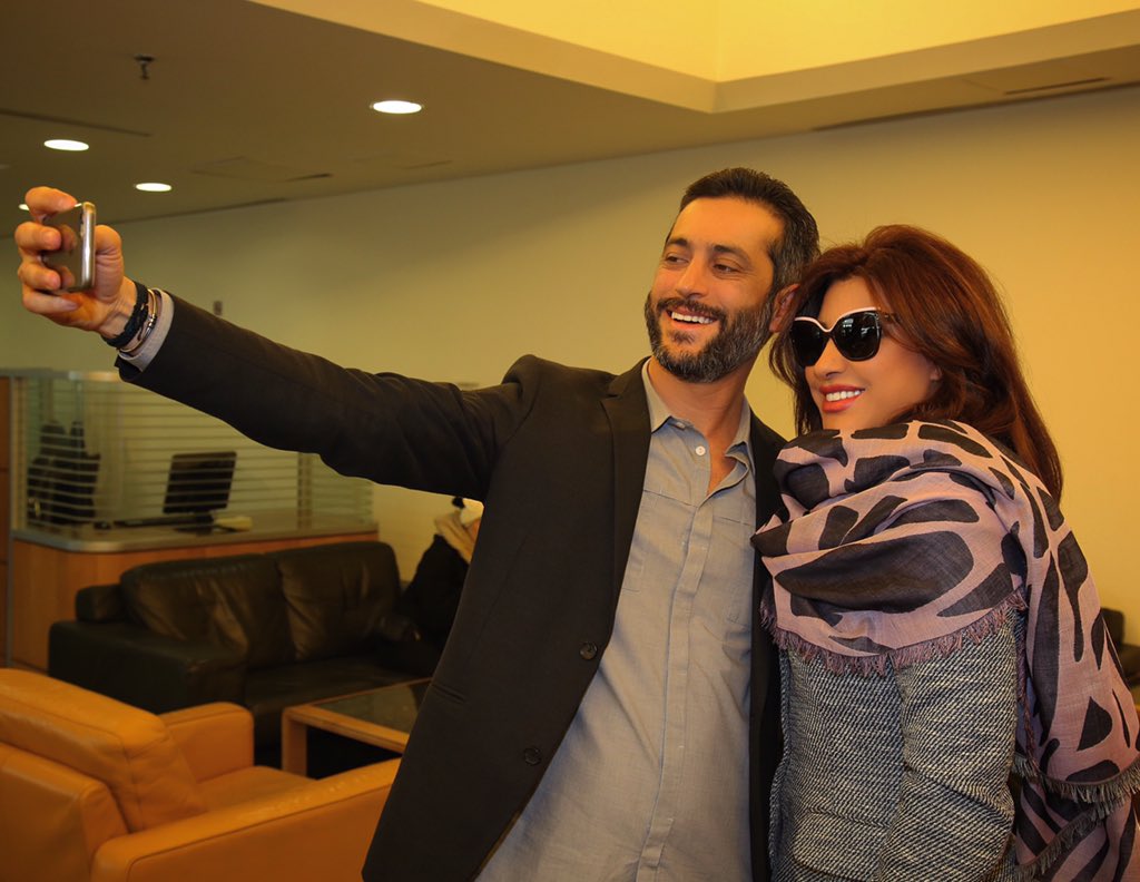 Haydi Selfie Tarek Abou Jaoude tarektaj | Najwa Karam | Scoopnest