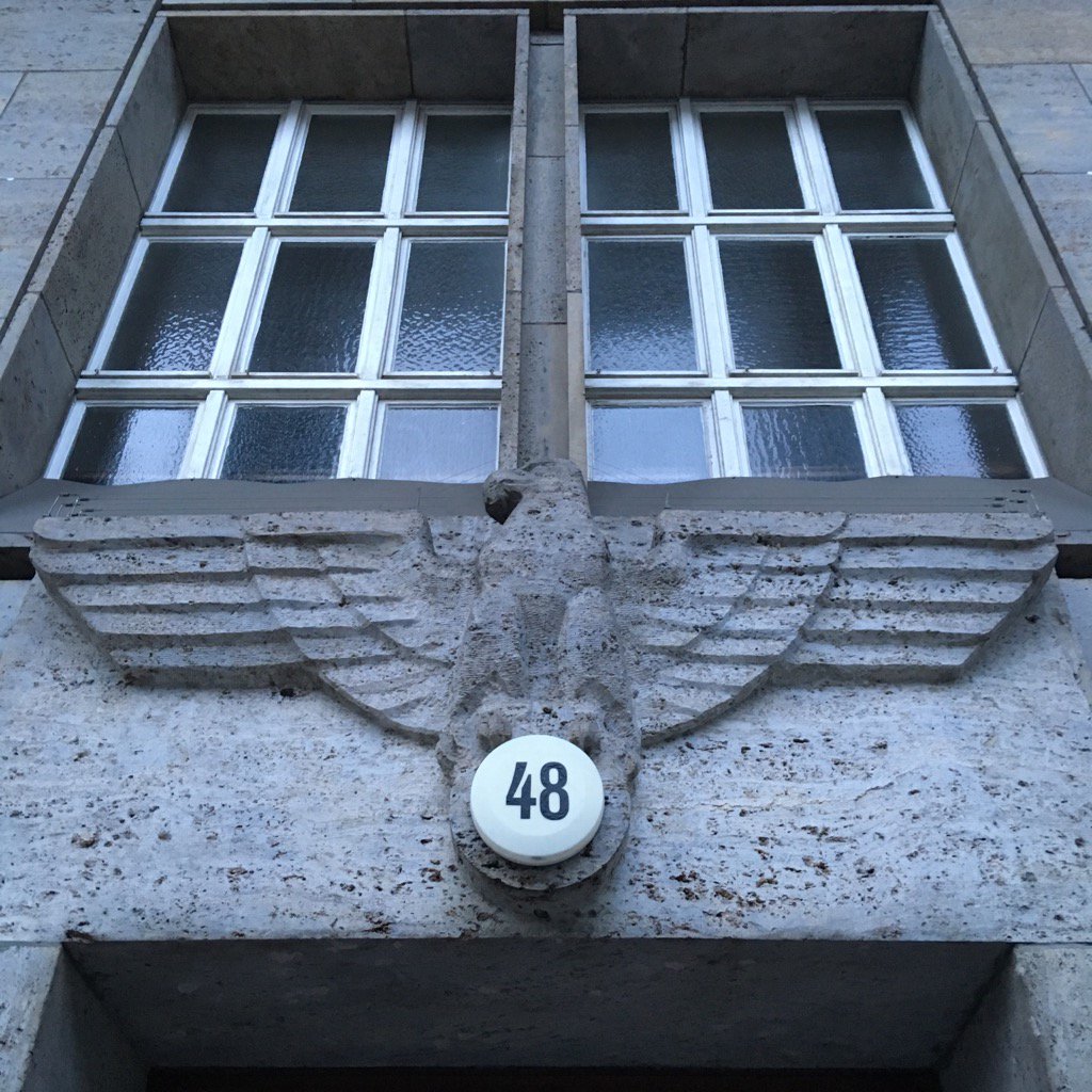 Beim Finanzamt Charlottenburg soll es ja noch ein verstecktes ... Beim Finanzamt Charlottenburg soll es ja noch ein verstecktes ...