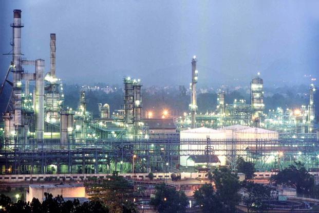 IOC begins petrol production from Paradip refinery | DeshGujarat