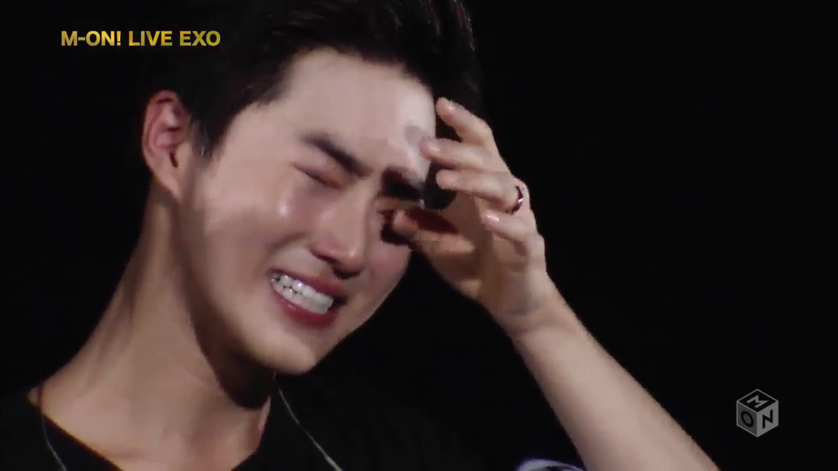 Exo Suho Crying