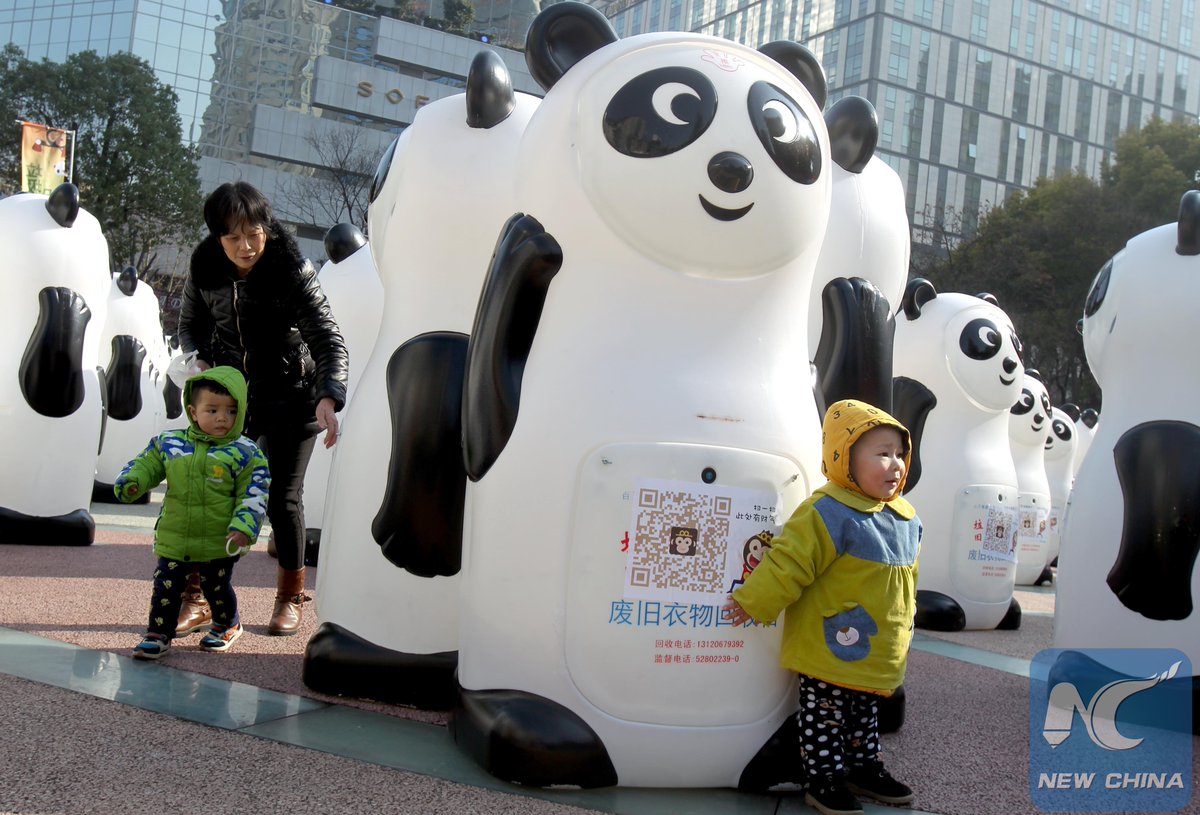 Cute! 800 panda-styled recycling bins appear in Shanghai,receiving old ...