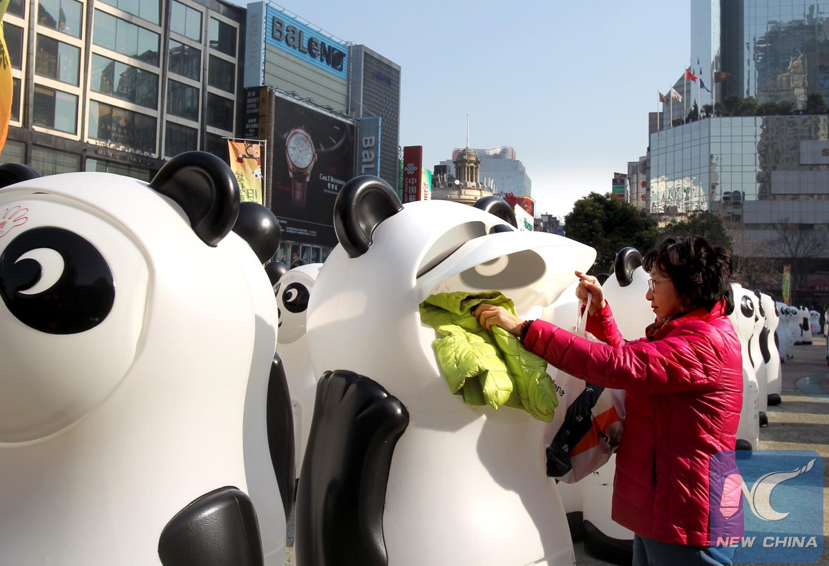 Cute! 800 panda-styled recycling bins appear in Shanghai,receiving old ...