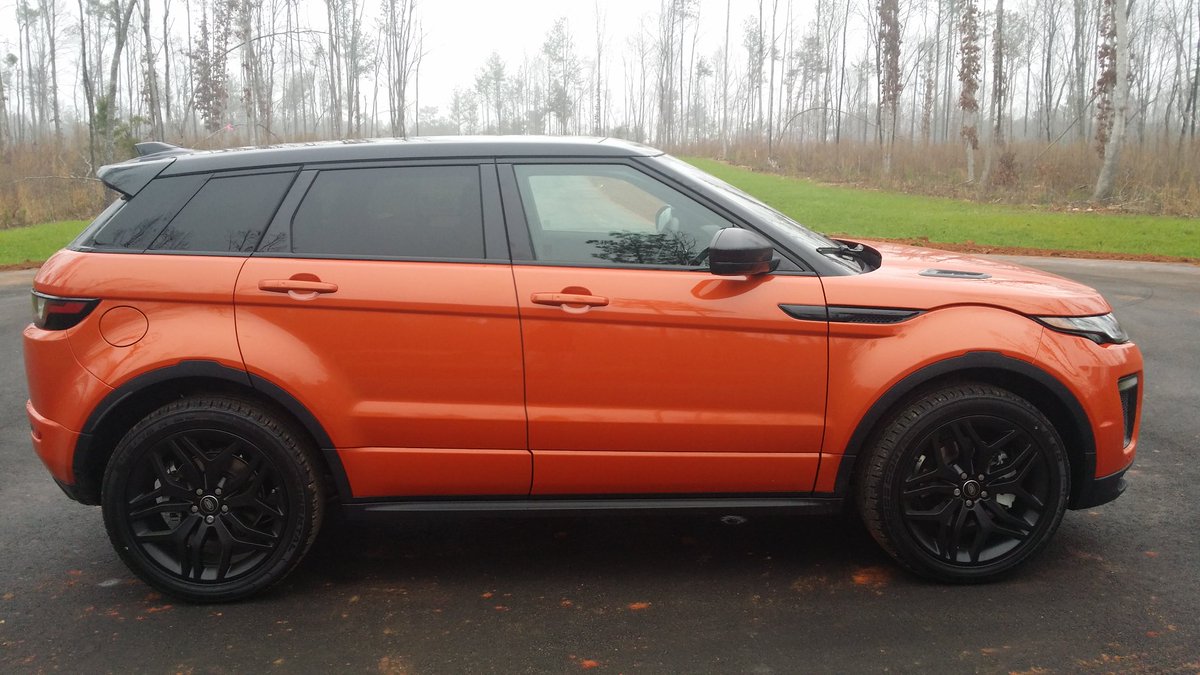 Range Rover Evoque Orange