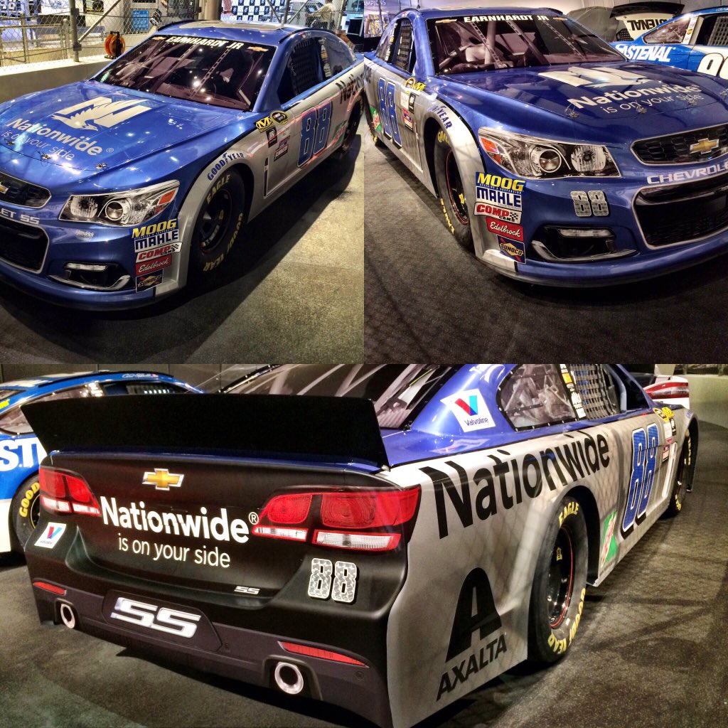 The Hall of Fame have the 2016 #88 iRacing simulator all ready to go ...