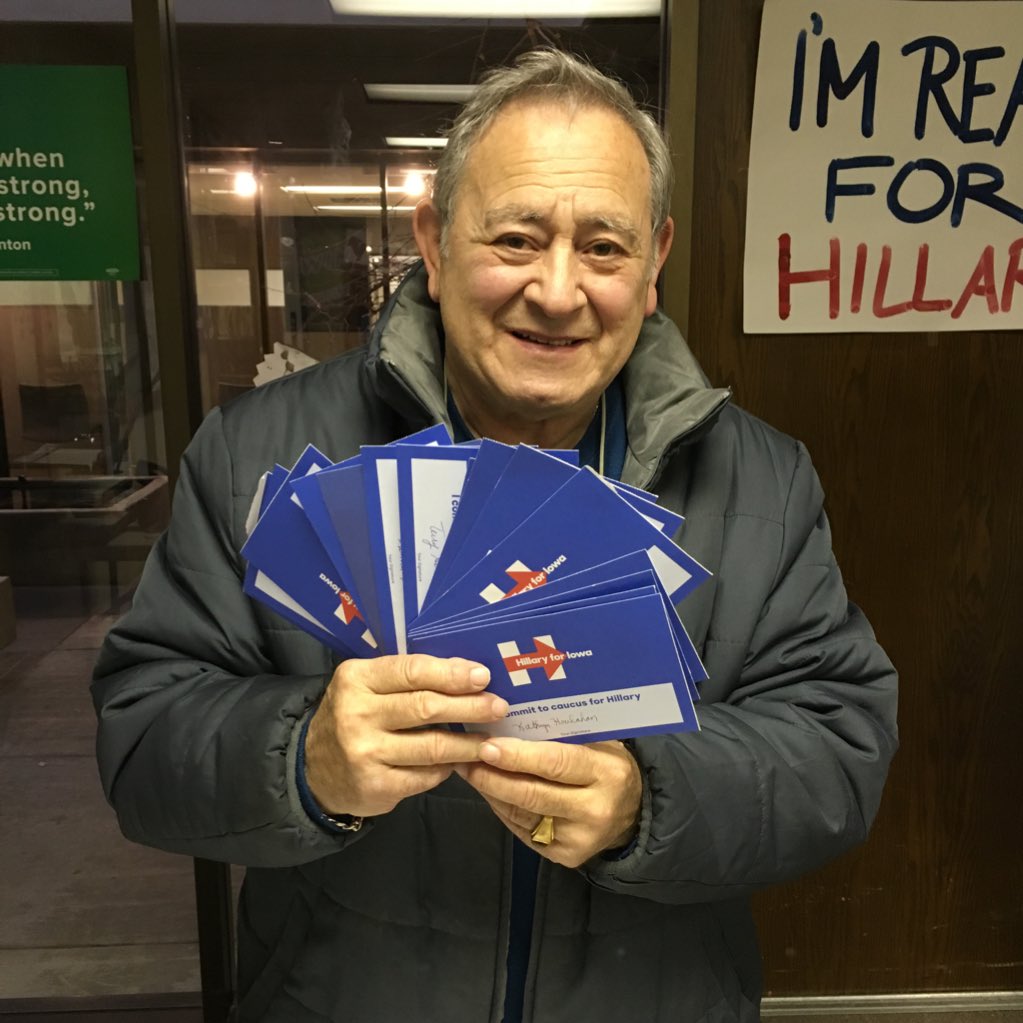 Hillary: IOWA VOLUNTEERS knocking on doors, canvassing in frigid temps ...