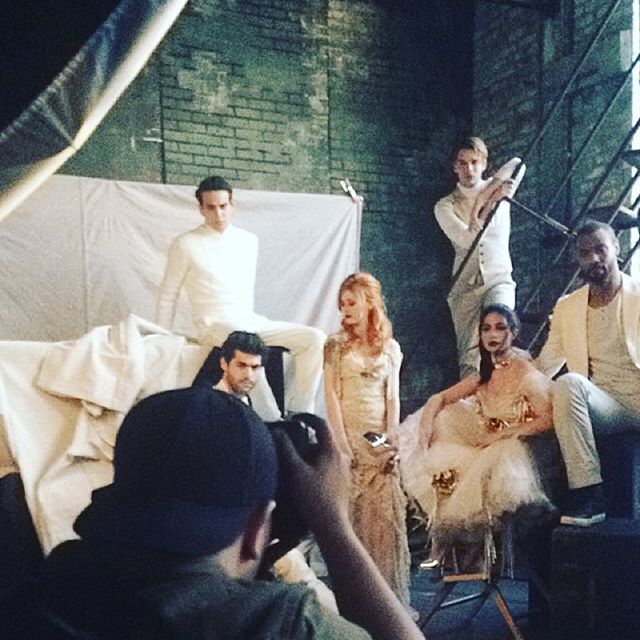 阿綾★冬季猛禽樂園 - [ #闇影獵人 #domberto ] 拍BELLO的雜誌!!!全白的好漂亮!!!!Dom穿的我喜wwwwww 伊莎貝 ...