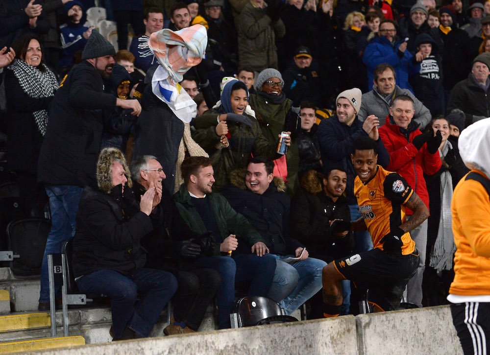 Hull City on Twitter: "PHOTO: ...before celebrating his goal with the @HullCity fans in the ...
