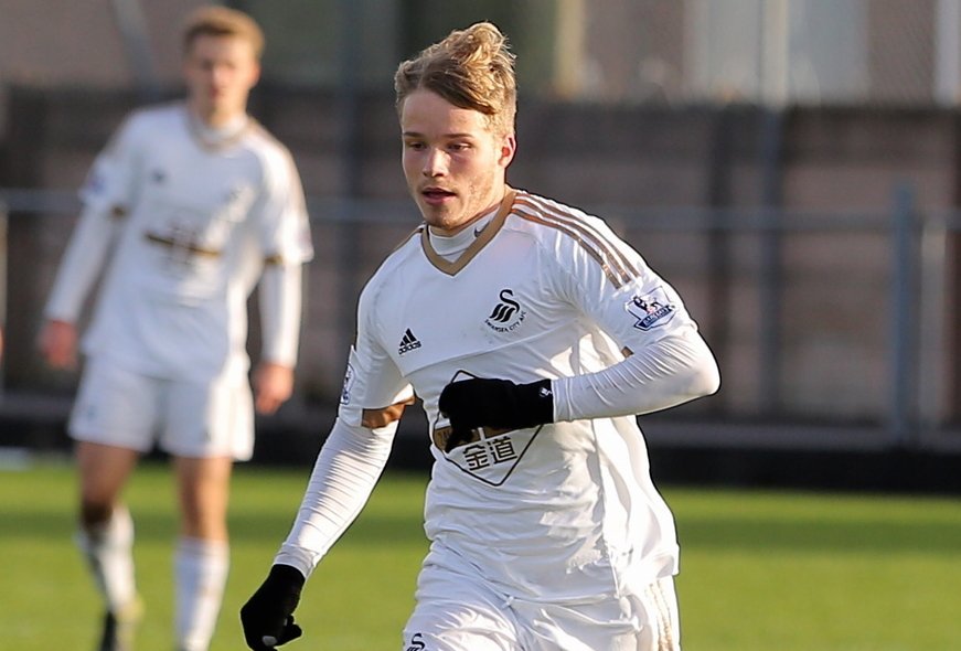 TEAM NEWS: Joe Rodon, Tom Dyson, Daniel James & Dan Jefferies come back ...