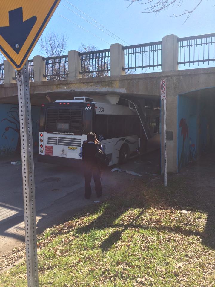 Bus stuck under bridge in Fort Worth. Several passengers injured. None ...