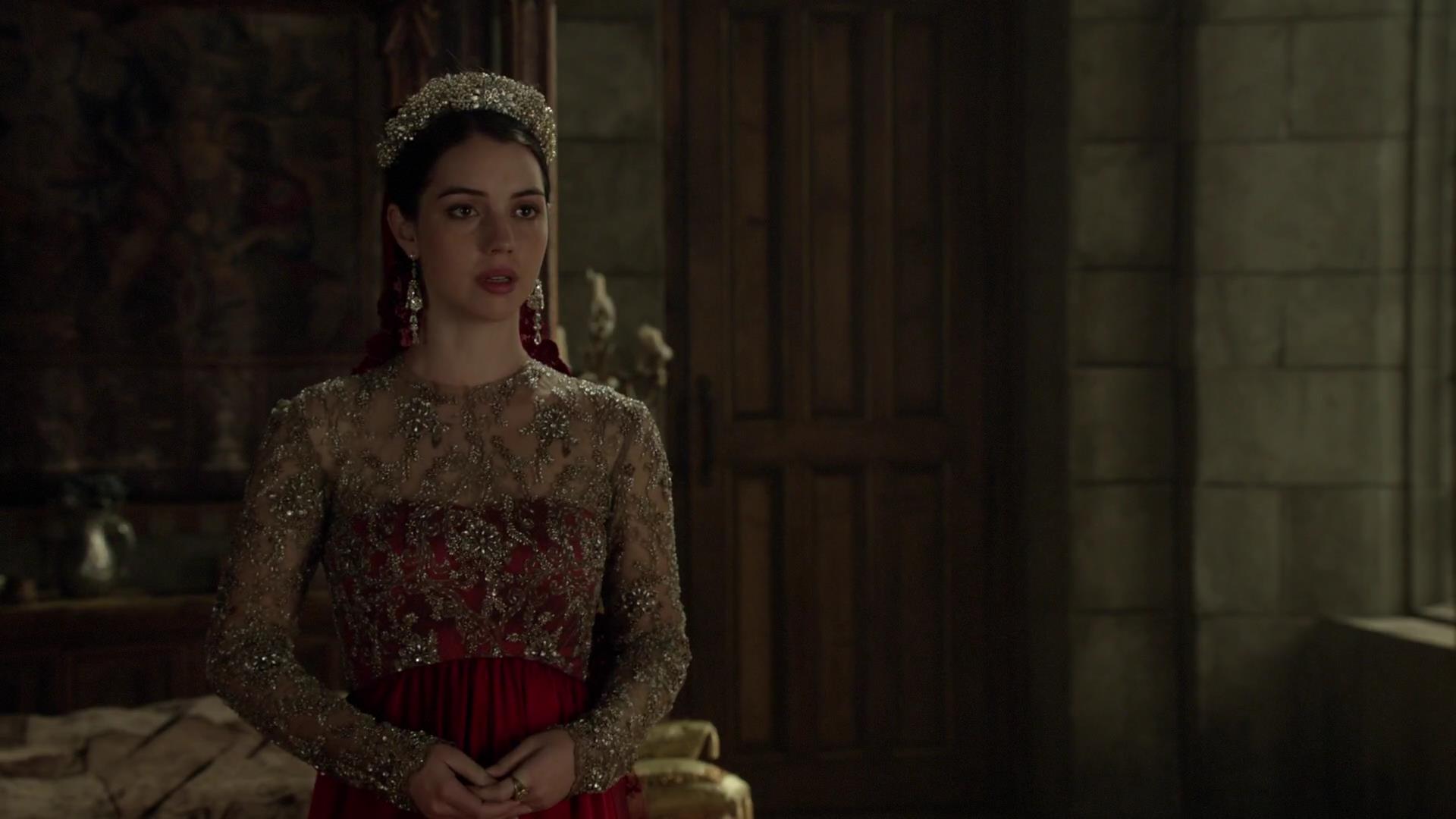 Adelaide Kane Reign Wallpaper