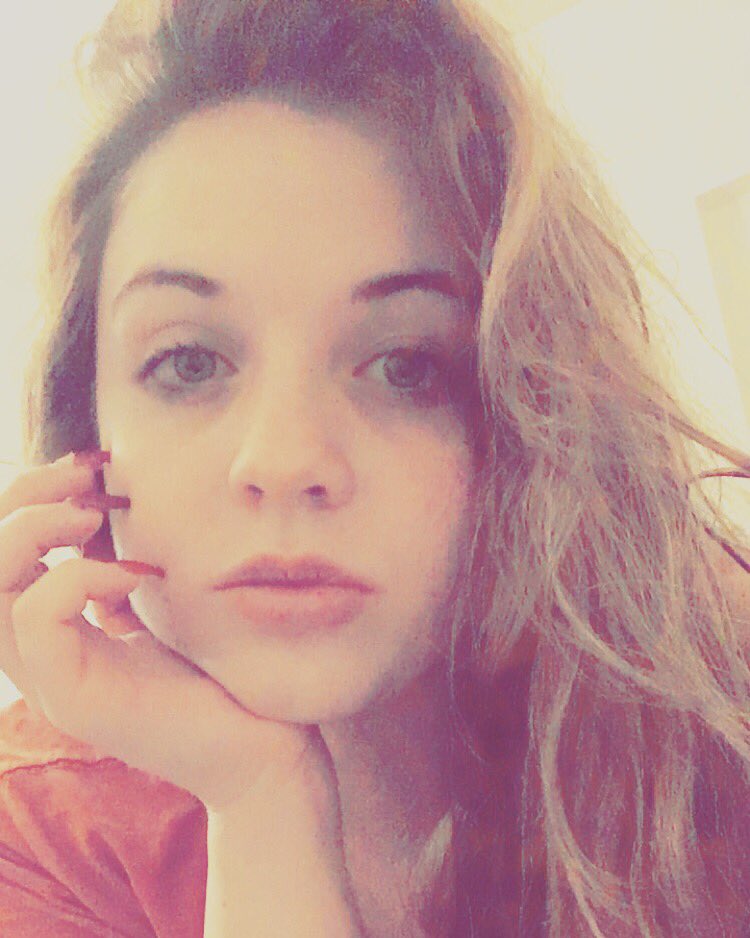 Adriana Hatcher's Instagram, Twitter & Facebook on IDCrawl